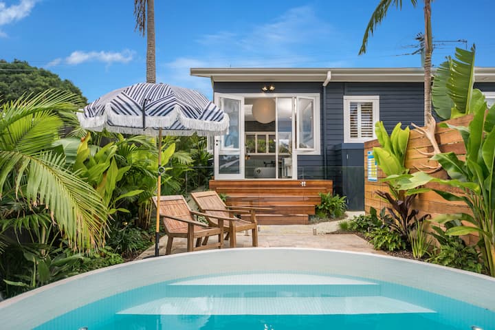 Barefoot Bay Cottage - Pool | Outdoor Bath | Bikes - Byron Bay