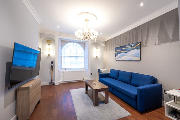 Bright & Spacious 2-bedroom Home - Bloomsbury