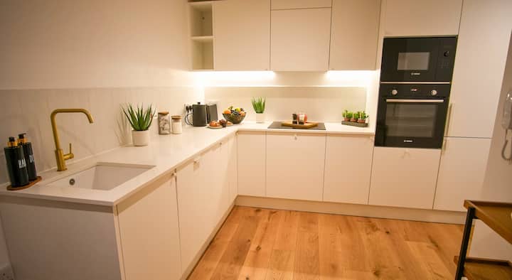 Lovely 1-bed Apt, Steps To Seaside, Fully Equipped - Eastbourne