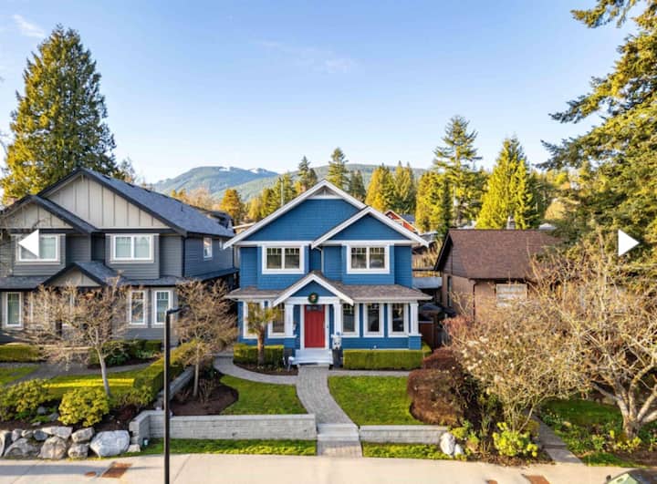 The Blue Abode - 6400