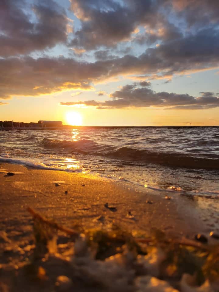 Cozy Cabin With Lake Access - Houghton Lake, MI