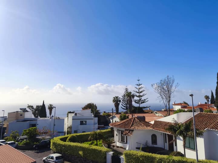 Vila Com 3 Quartos E Churrasco -  Vila Margot - Madeira