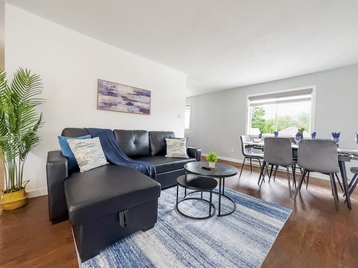Pet-friendly Large 3br Apartment - Bobcaygeon - Kawartha Lakes