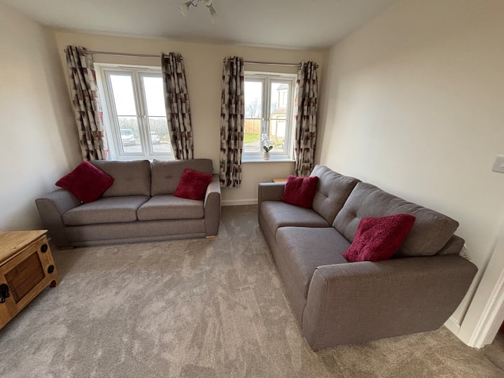 Modern 3-bed Coastal Home Near Beach - Westward Ho!