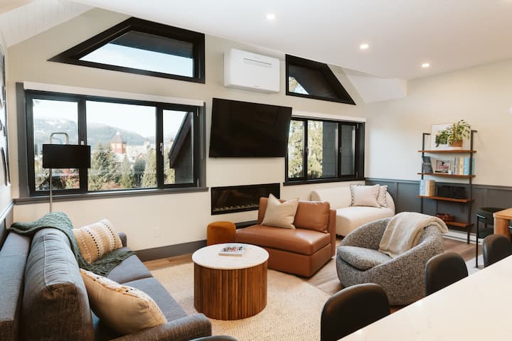 Whistler Luxury | Prime Location + Mtn Views + 2br - Whistler Blackcomb