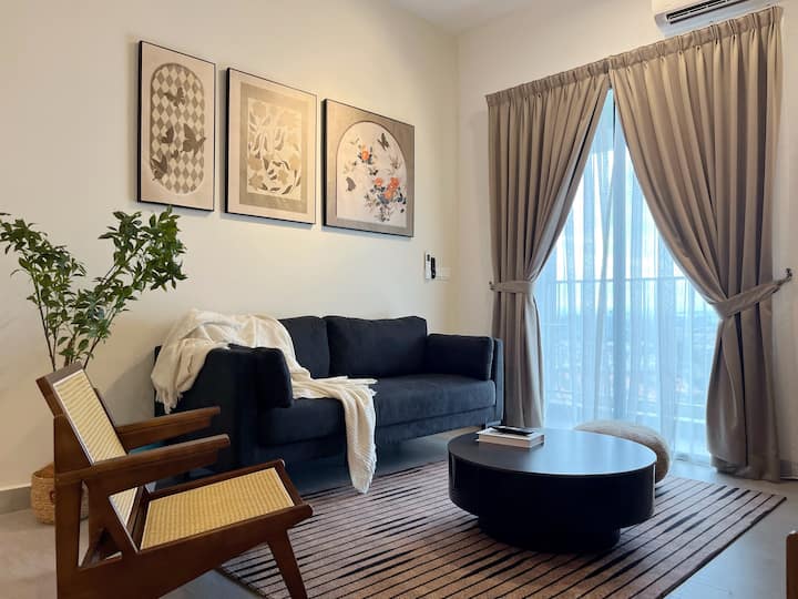 New! Urban Serenity 4bdr Cozy Haven @ Forum - Shah Alam