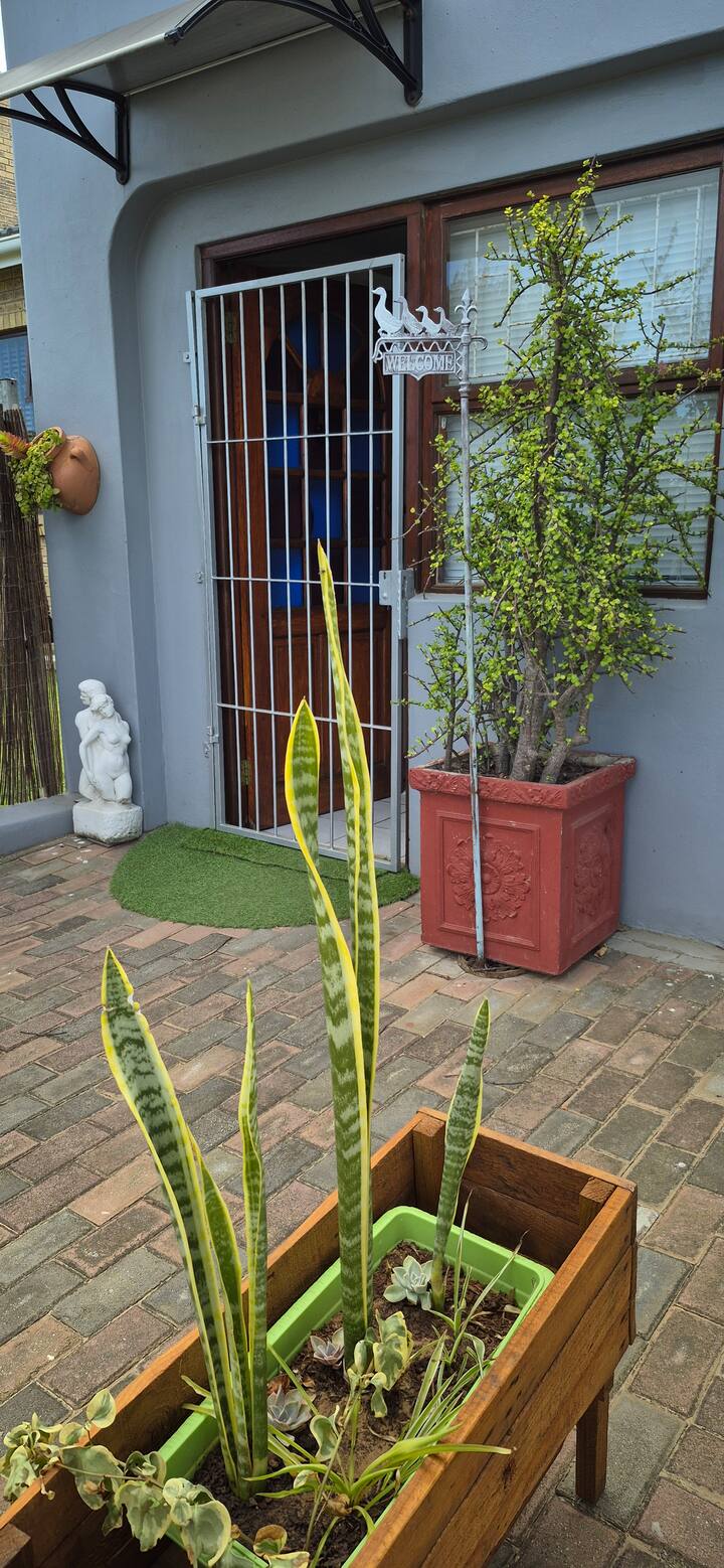 @Lilac - Jeffreys Bay