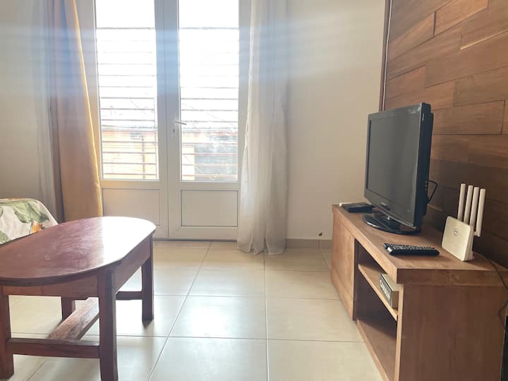 Appartement De Deux Chambres Bonapriso - Douala