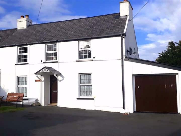 Coastal Cottage,3br, Wi-fi, Fishguard & Goodwick - Fishguard