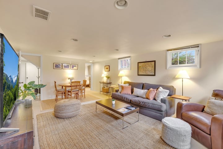 Large Private Quiet 1 Br Suite Near Uw, Children's - Seattle, WA