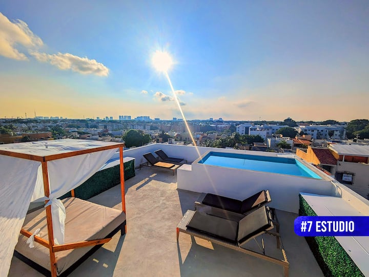 Rooftop Pool Studio Full-equipped & 15min To Beach - Cancún