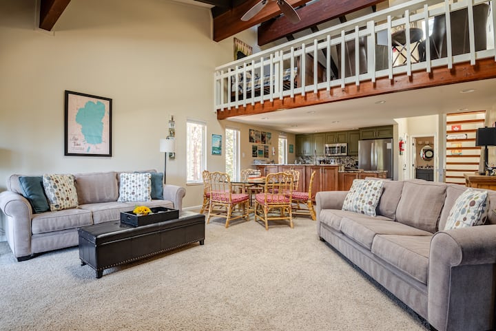 N Lake Tahoe Paradise!  Hiking/1 Mile Lake Tahoe! - Carson City, NV