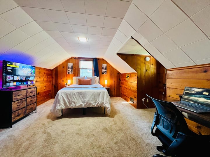 Charming Private Room Near U Of R Rch 4 - Greece, NY