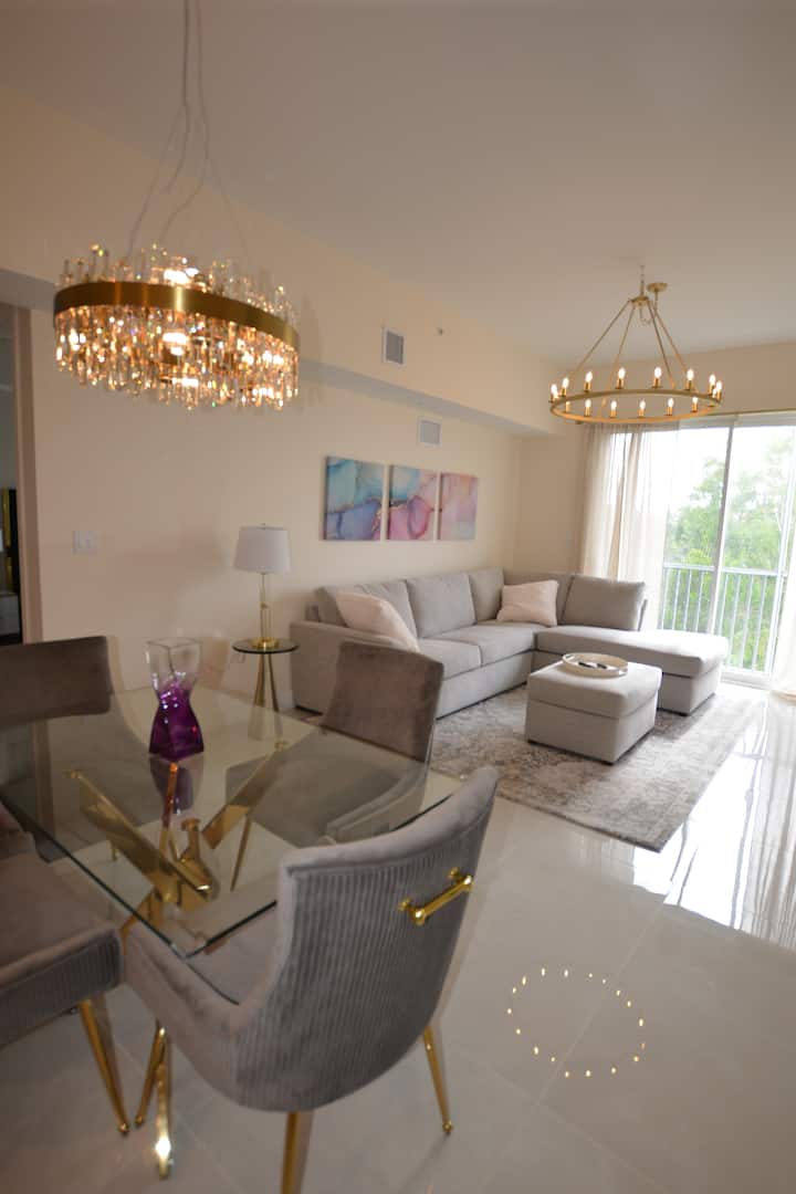 Bonita Golf/ Beach Getaway: Luxe Condo By Naples - Bonita Springs, FL