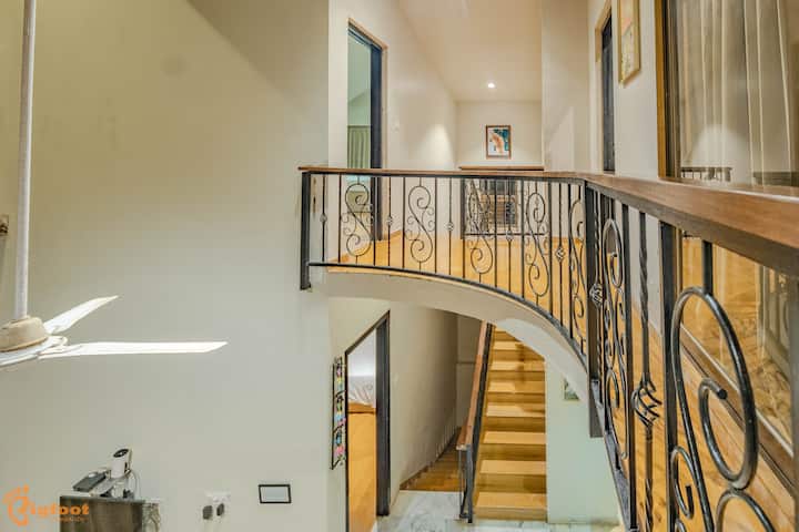 97 Royal Vista Warm Wood Villa 3bhk Khandala - Lonavala