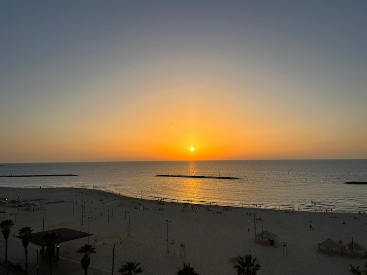 Sunny 2br Apartments With Magical Sea View - テルアビブ