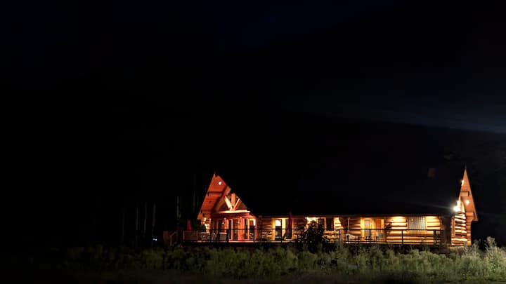 Harrison Oak Chalet - Harrison Hot Springs