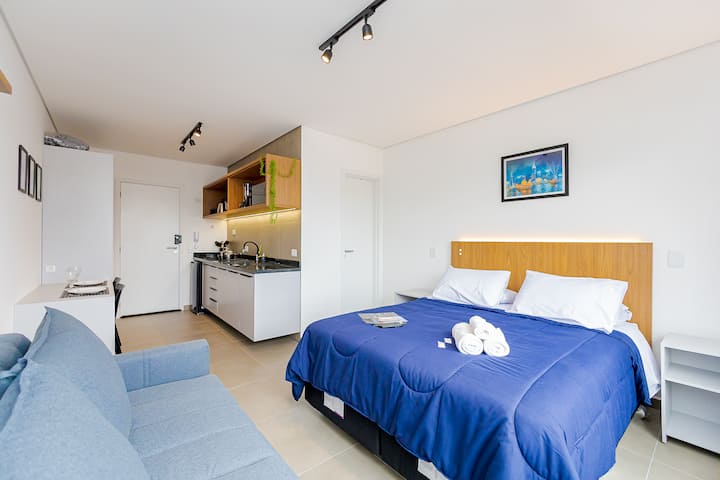 Cozinha E Enxoval Completo-a/c E Wi-fi | 4 Pessoas - Curitiba