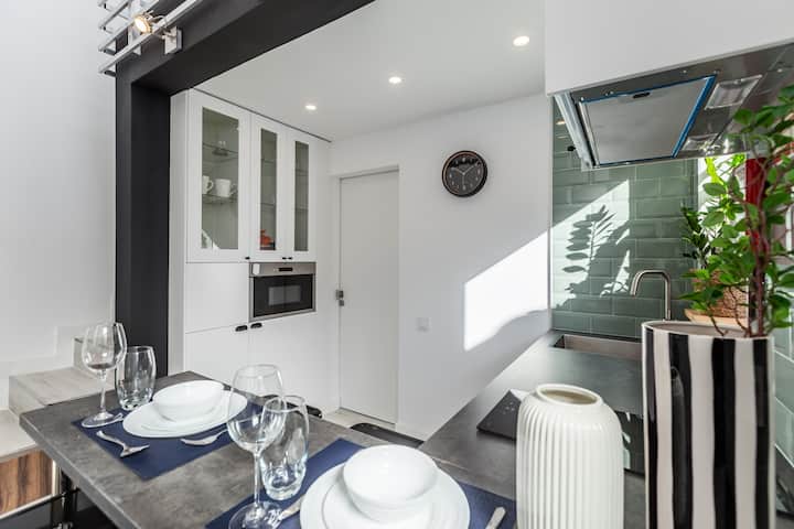 Chic Loft With Garden, Sleeps 4 - Ermesinde