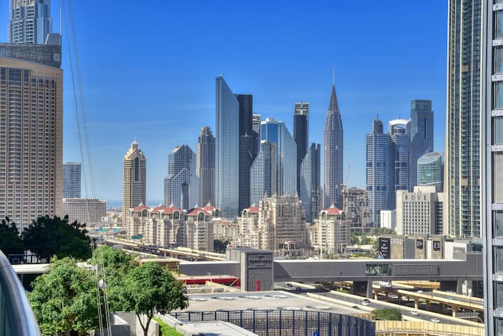 First Class | 2br | Luxury Downtown Escape - Dubai