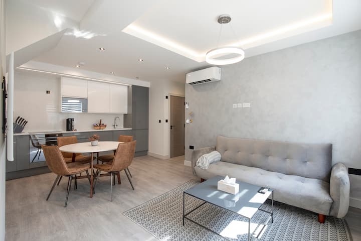 Luxury 3 Bedroom Haven Close To Tube Station - 倫敦