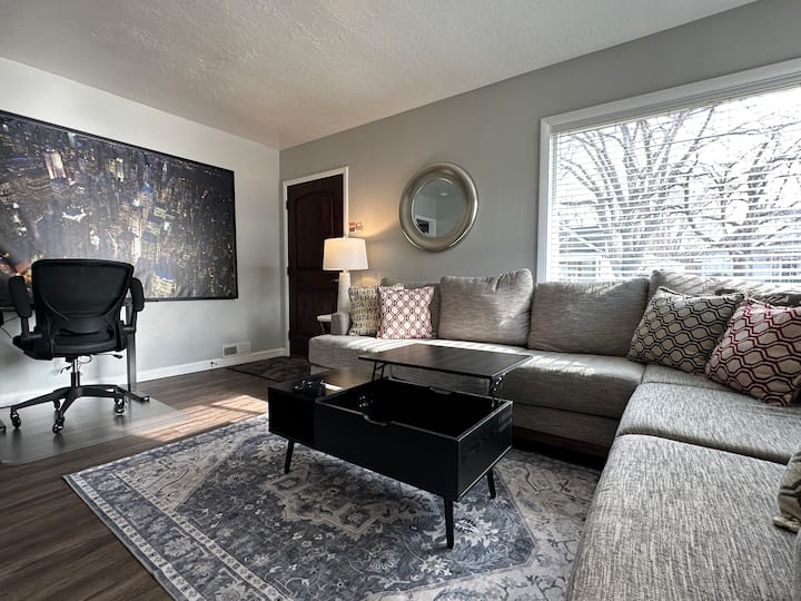 Bright And Comfy • 2 King Beds • Near Sugar House - Aéroport de Salt Lake City (SLC)