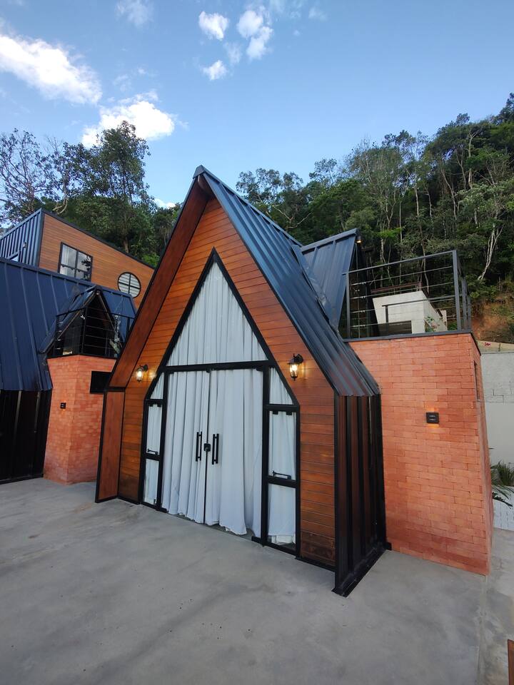 Chalé 1, Estilo+ Vista Para O Mar + Jacuzzi. - Navegantes