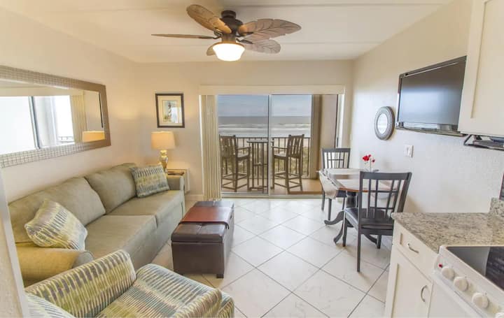 Pet-friendly Oceanfront Condo W/ Beach Access - Matanzas State Forest, St. Augustine