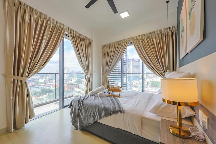 Continew Trx Corner 2-br, 2 Balconies City Views - Kuala Lumpur