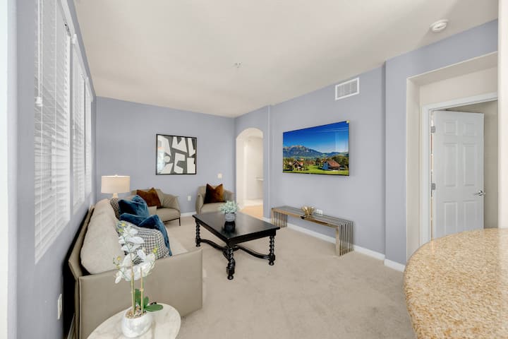 3 Minutes To Disneyland/many Beds/ Angel Stadium - Orange, CA