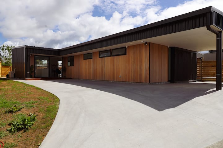 Modern Holiday Home - Whangārei