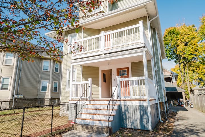 Family Vacation 3br Milton | Near Blue Hills 14/1 - Dedham, MA