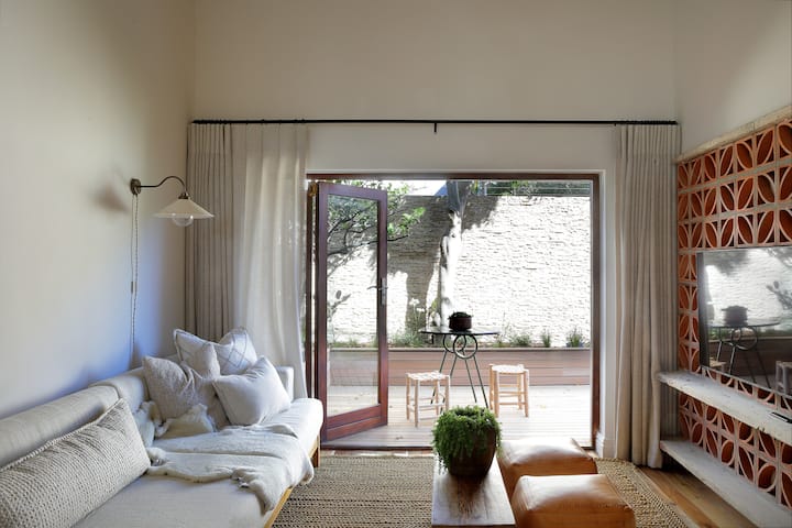 Rochester House - Number 8 - ケープタウン