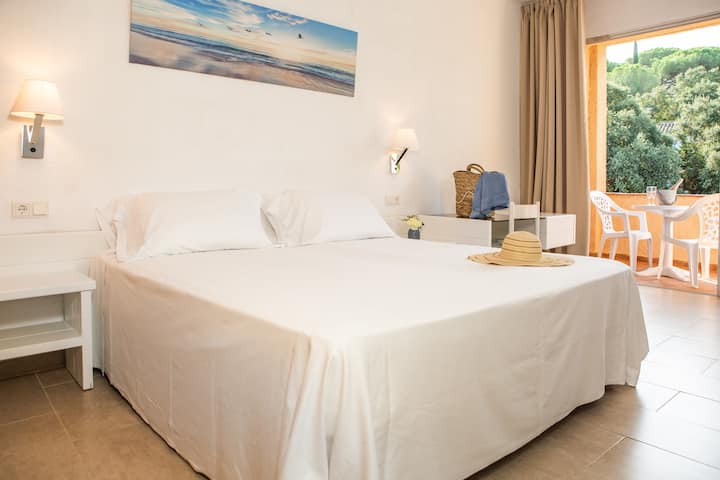 Habitación Económica Terraza Media Pensión - Tossa de Mar