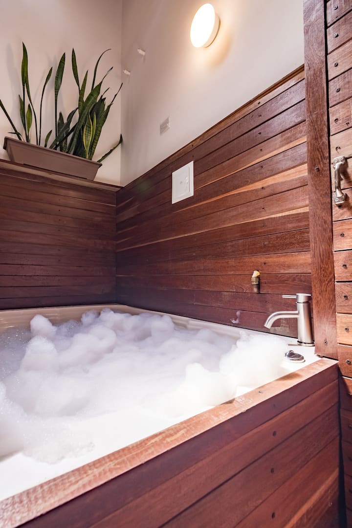 Apto Jacuzzi|3a/c|cerca A La 70|wifi|20minprovenza - Medellín