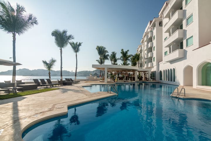 Vista Al Mar, Terraza Y Albercas - Manzanillo, Colima, Mexico