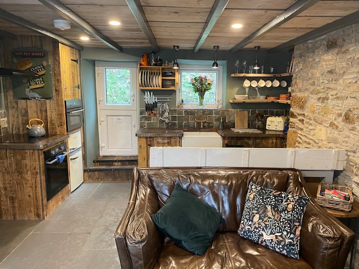 Unique Rustic Romantic Hideaway - Bodmin