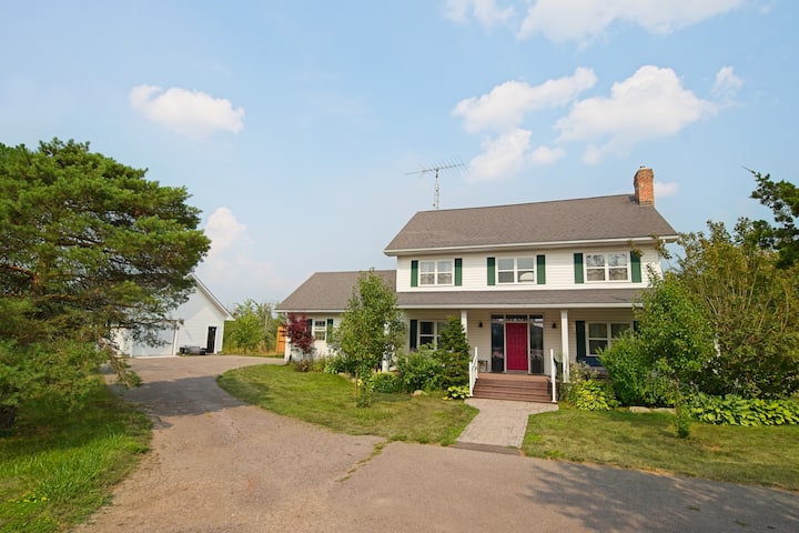 The Strathmore - Prince Edward