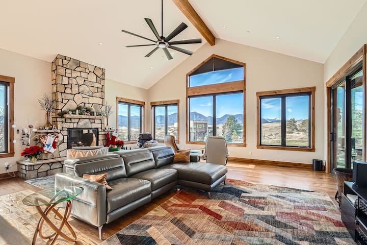 Modern Luxury W/ Unobstructed Flatirons Views - Boulder, CO
