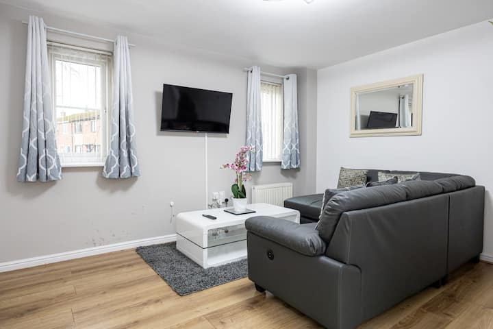 Terri’s House - Leigh Sports Village