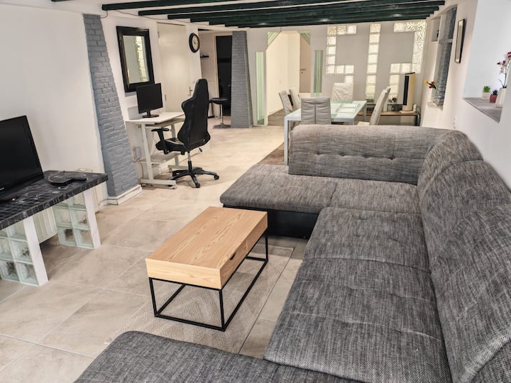 Urban Oasis - Big Stylish Apartment - Rotterdam