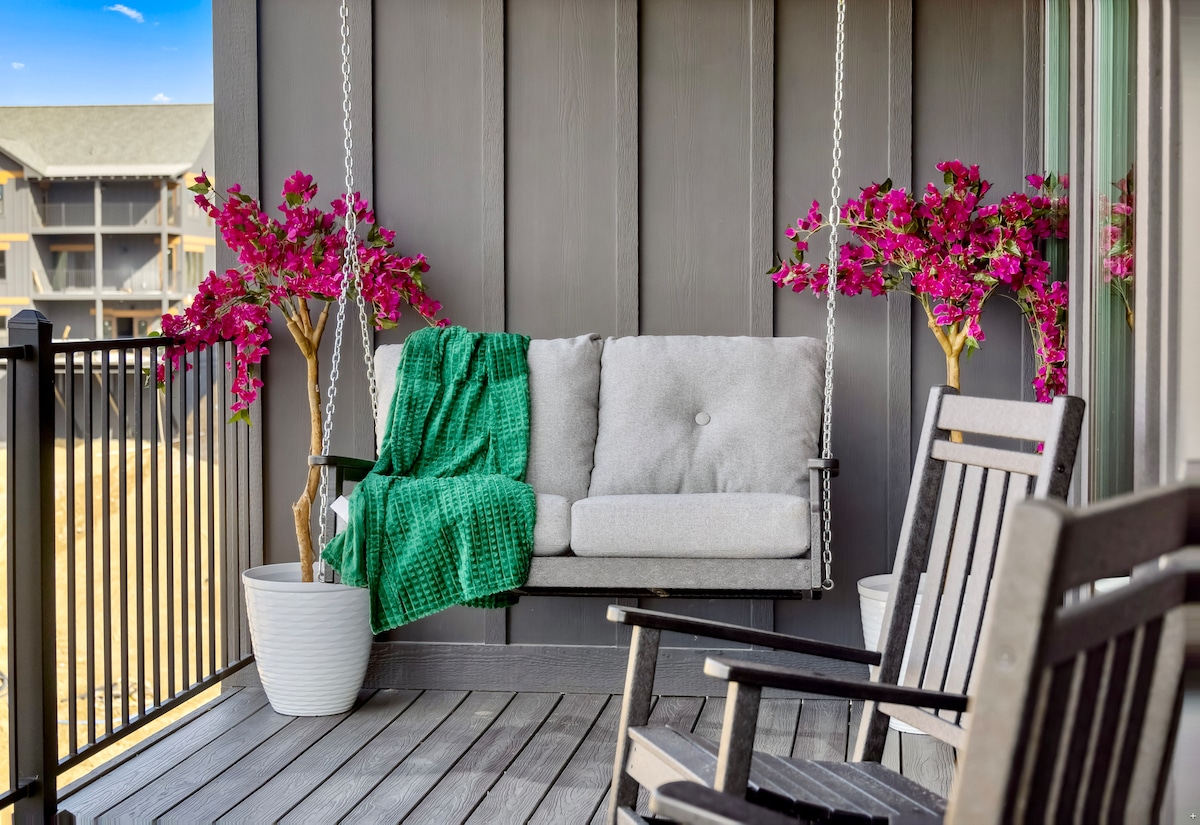 Water park, Indoor Pool, Hot tub, Theatr sleeps 22 - Cabins for Rent in ...