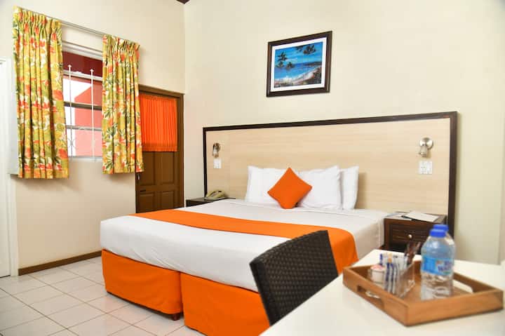 Melbourne Inn, "Live In Your World, Relax In Ours" - Barbados