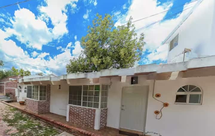 Lovely Casita In Picturesque Town Near Vineyards - Tequisquiapan
