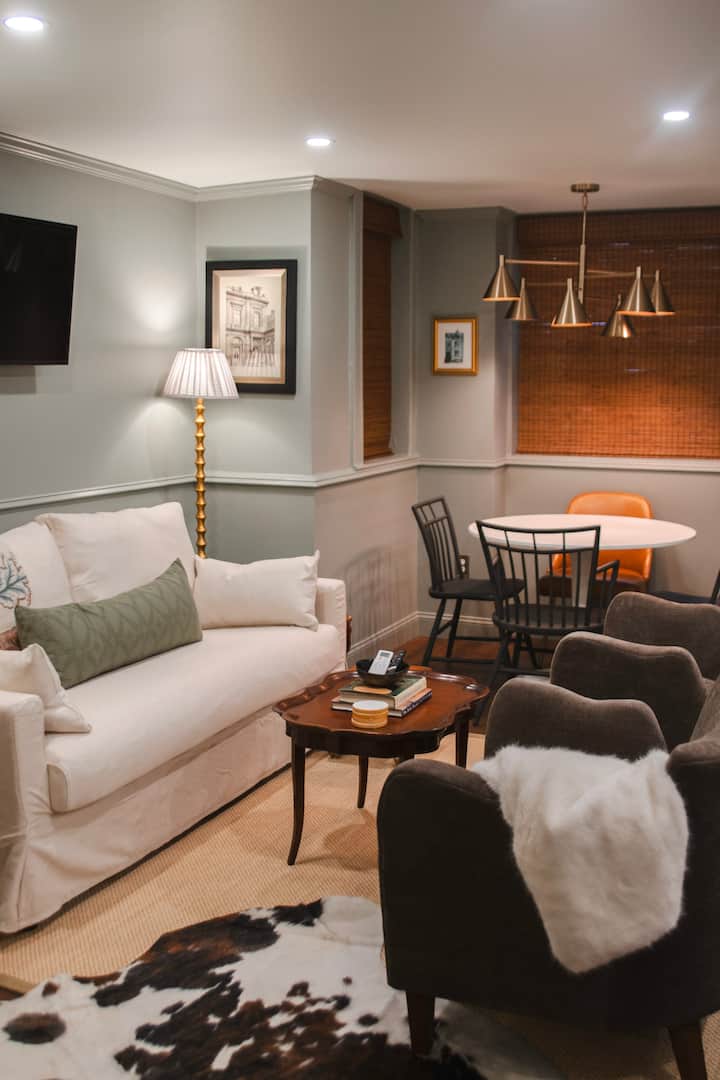 Capitol Hill Historic District A Street Apartment - Washington, D.C.