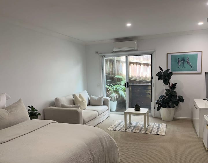 Private Studio With Ensuite - 게링공