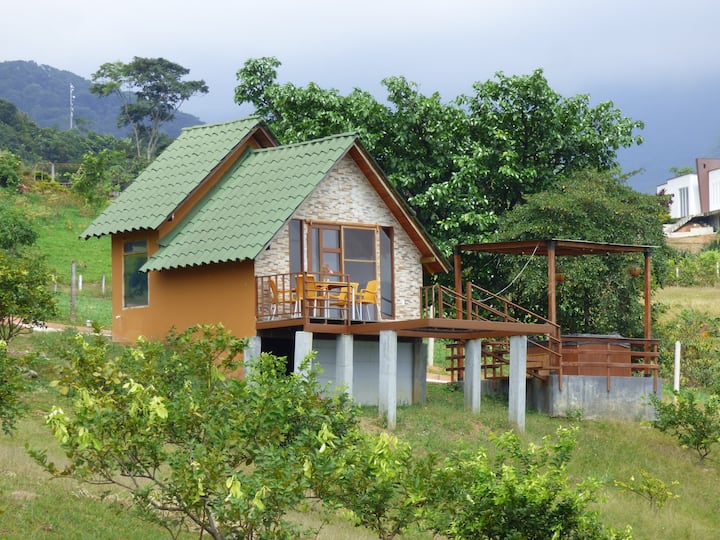 Cozy Cabin With Jacuzzi In Meta | Canario - Guamal