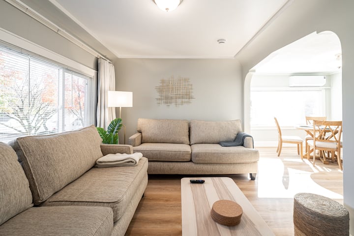 Awesome All New 2 Bed Lower - Milwaukee