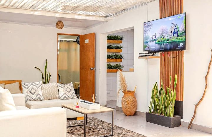 Amano Atanasio Girardot | Laureles Medellin New - Medellin, Antioquia, Colombia