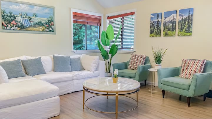 Entire 3br2ba Home: 5 Bed, Ricecooker, Bidet, Yard - Lynnwood, WA